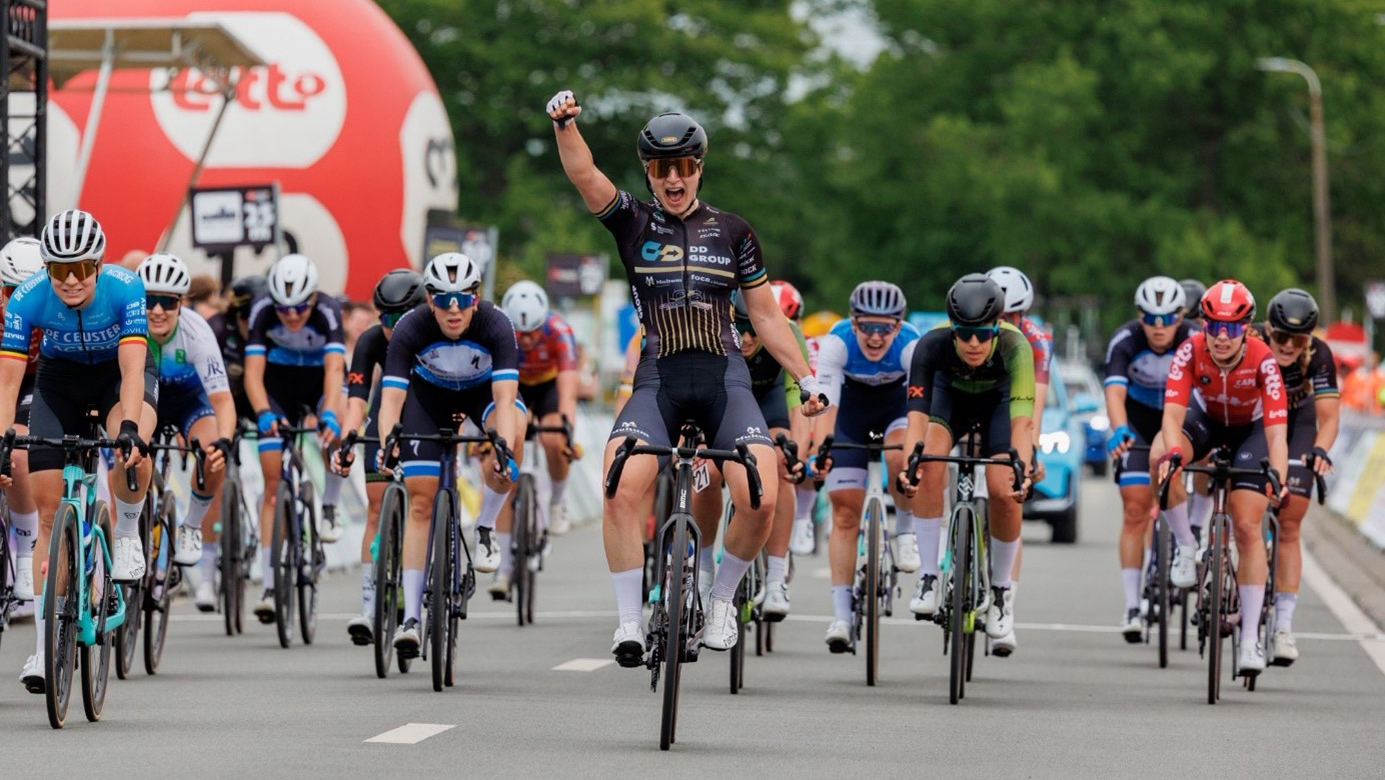 Julie Stockman triomphe au GP Schellebelle et devient la nouvelle ...